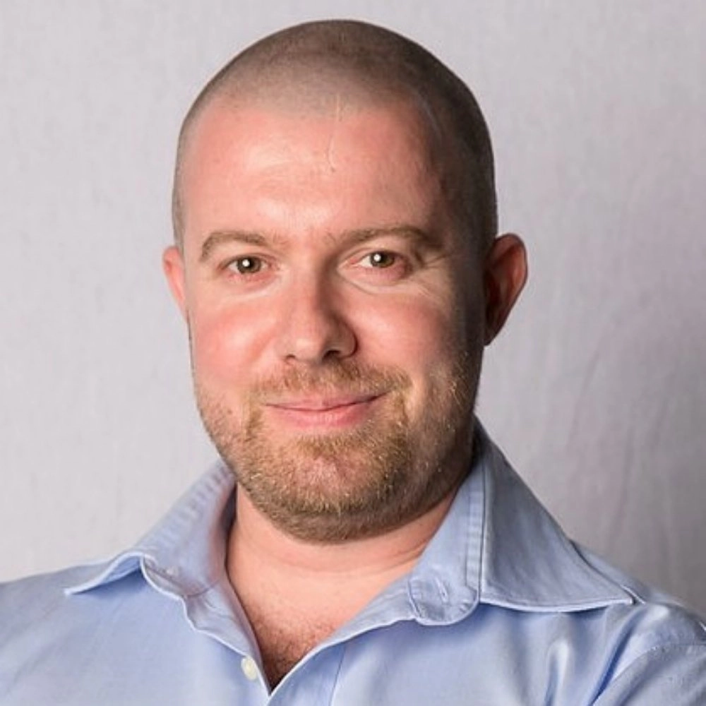 Jason Shapiro - CEO, Creative Director @ Cre8thaletterj.com | Gronda Jason Shapiro - CEO, Creative Director @ Cre8thaletterj.com | Gronda